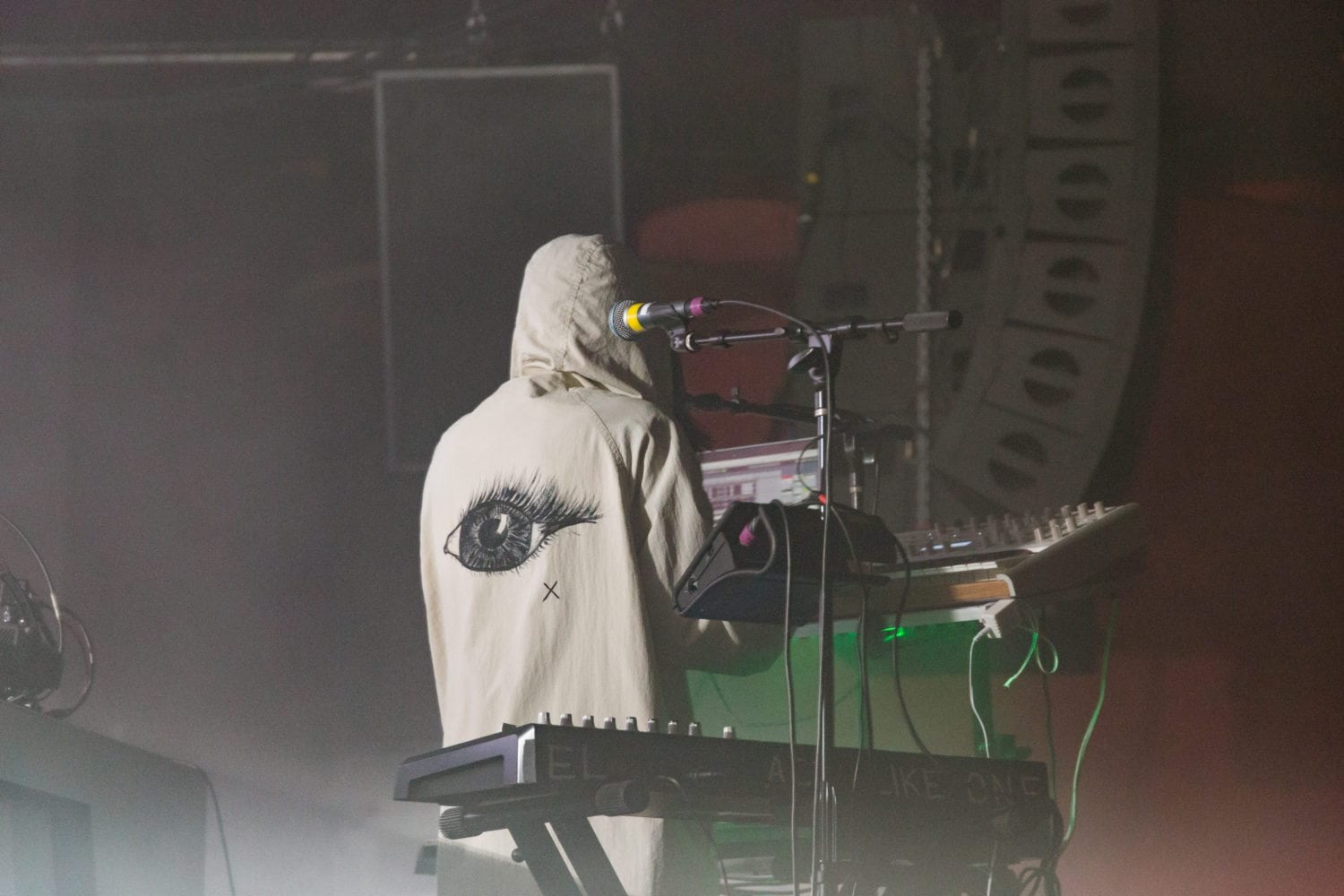 Elohim Brings Sensations to Seattle (Photo Recap)
