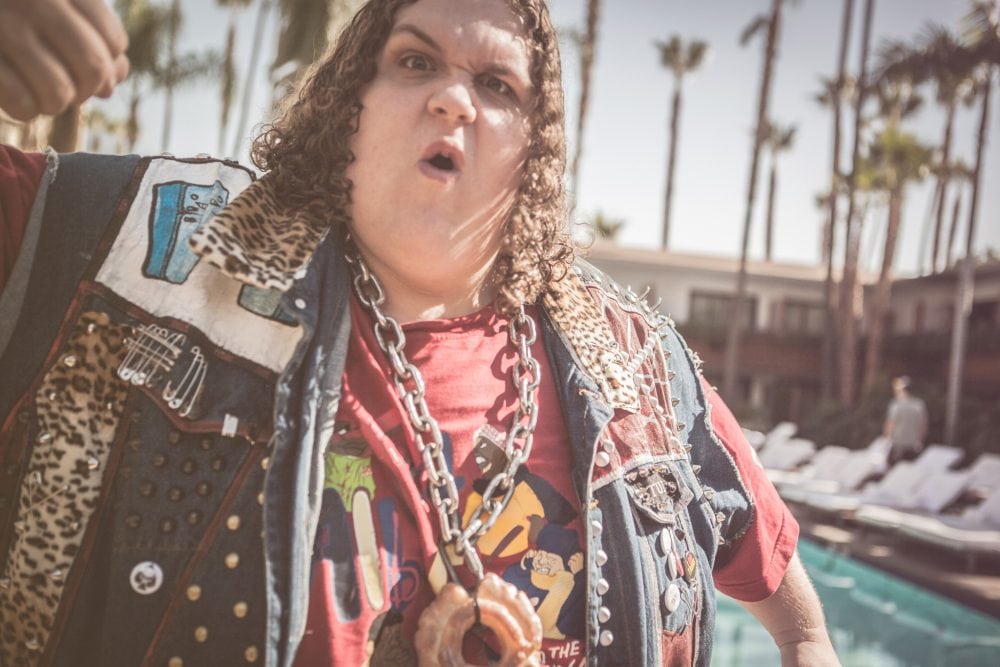 Billy The Fridge Interviews In Virtual Reality For Glitched Talk Show