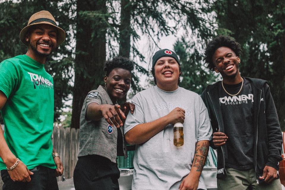 Travis Thompson And Laza Are Back With A New Visual For "Mobbin"