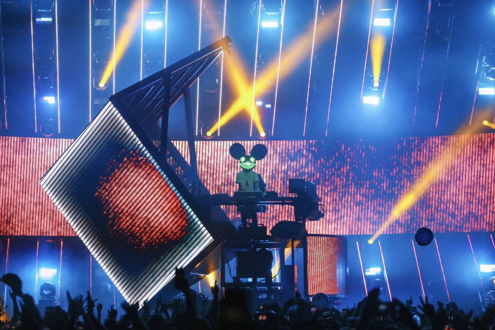 Deadmau5 Brings "Cube V3" To Sell Out Crowd At WaMu Theater