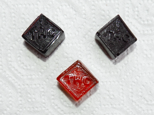 Lova House Gummies Review: 5:1 THC/CBN Raspberry & 1:1 THC/CBD Strawberry