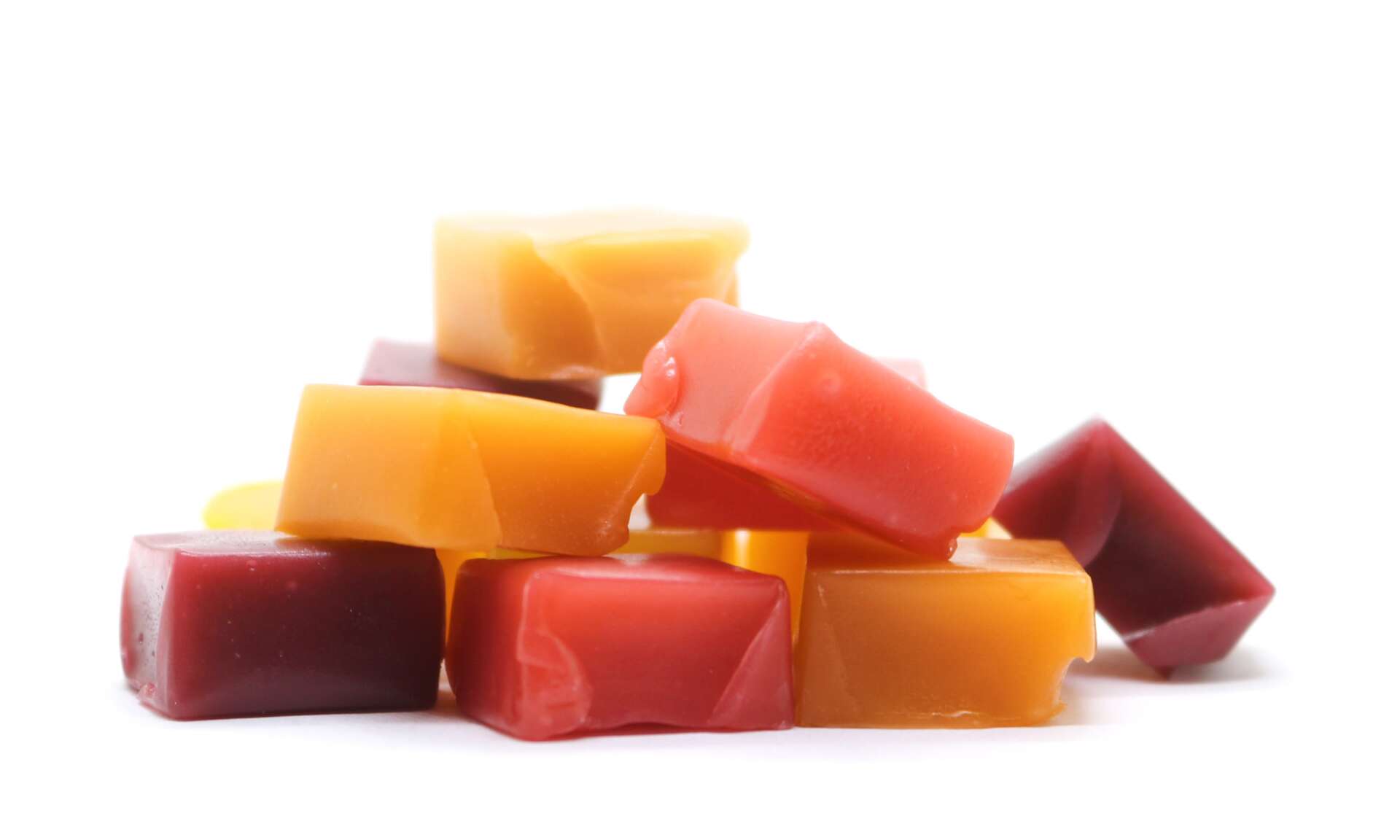 Hi-Burst Sour Cherry Sativa Fruit Chews By 4Front Ventures Review