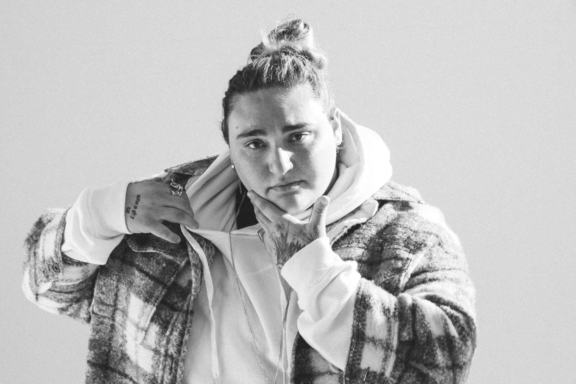 Jamie Fine Can't Be Stuck In The Middle With New Song "Hate Me Love Me"