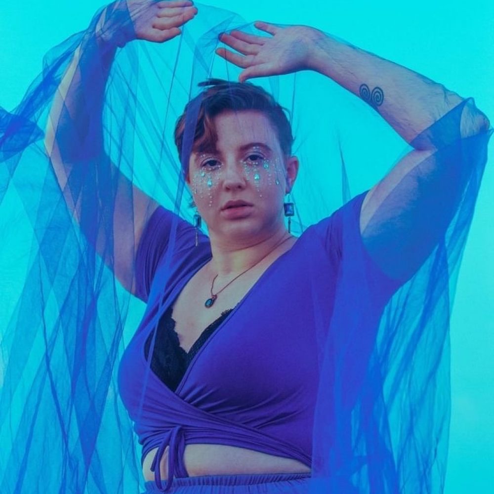 Mhic Sparkles With Authenticity Discussing Ethereal Pop and Artistic ...